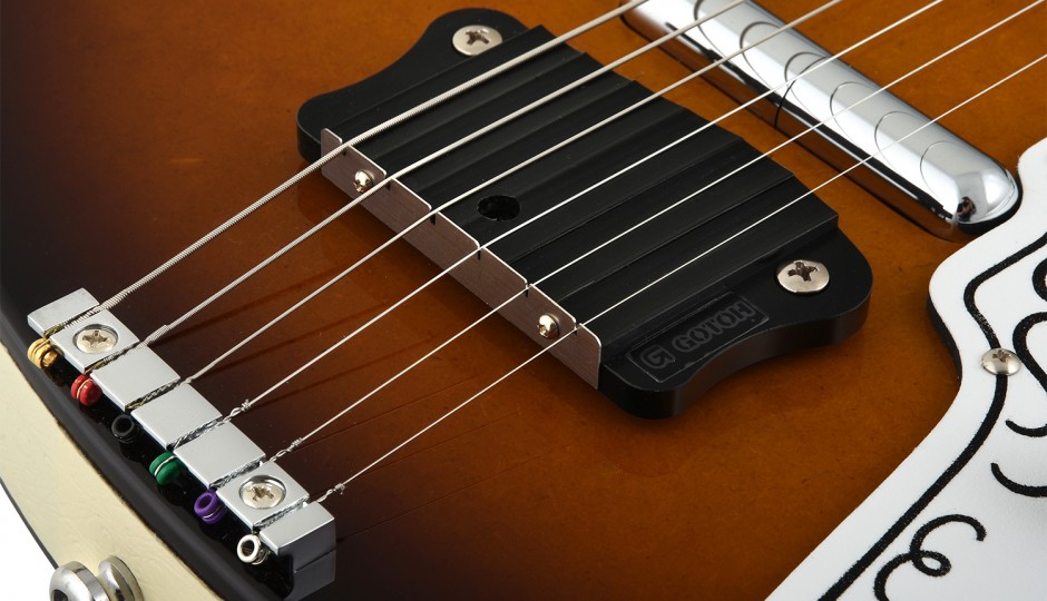 Danelectro Baby Sitar at NAMM – The Noise Room